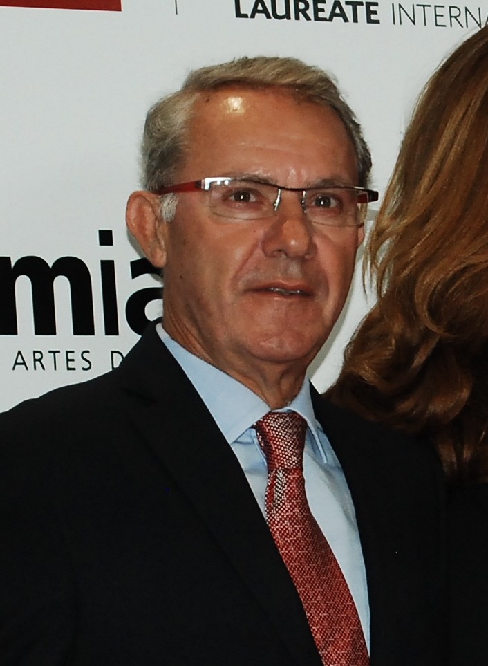 Fallece José Ángel de la Casa, la voz histórica del deporte español, a ...