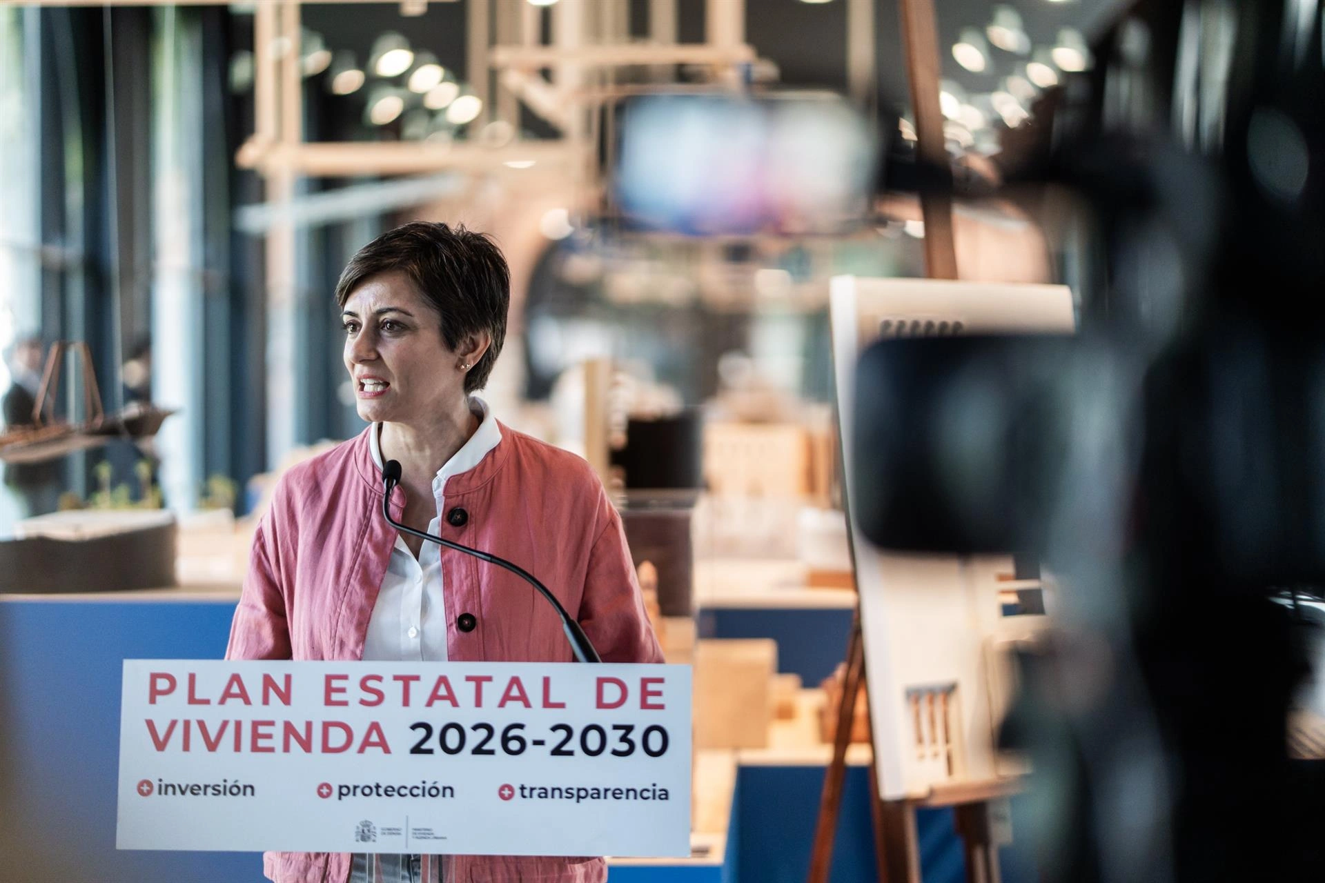 Isabel Rodríguez afea a Feijóo que el PP se niegue a congelar los ...