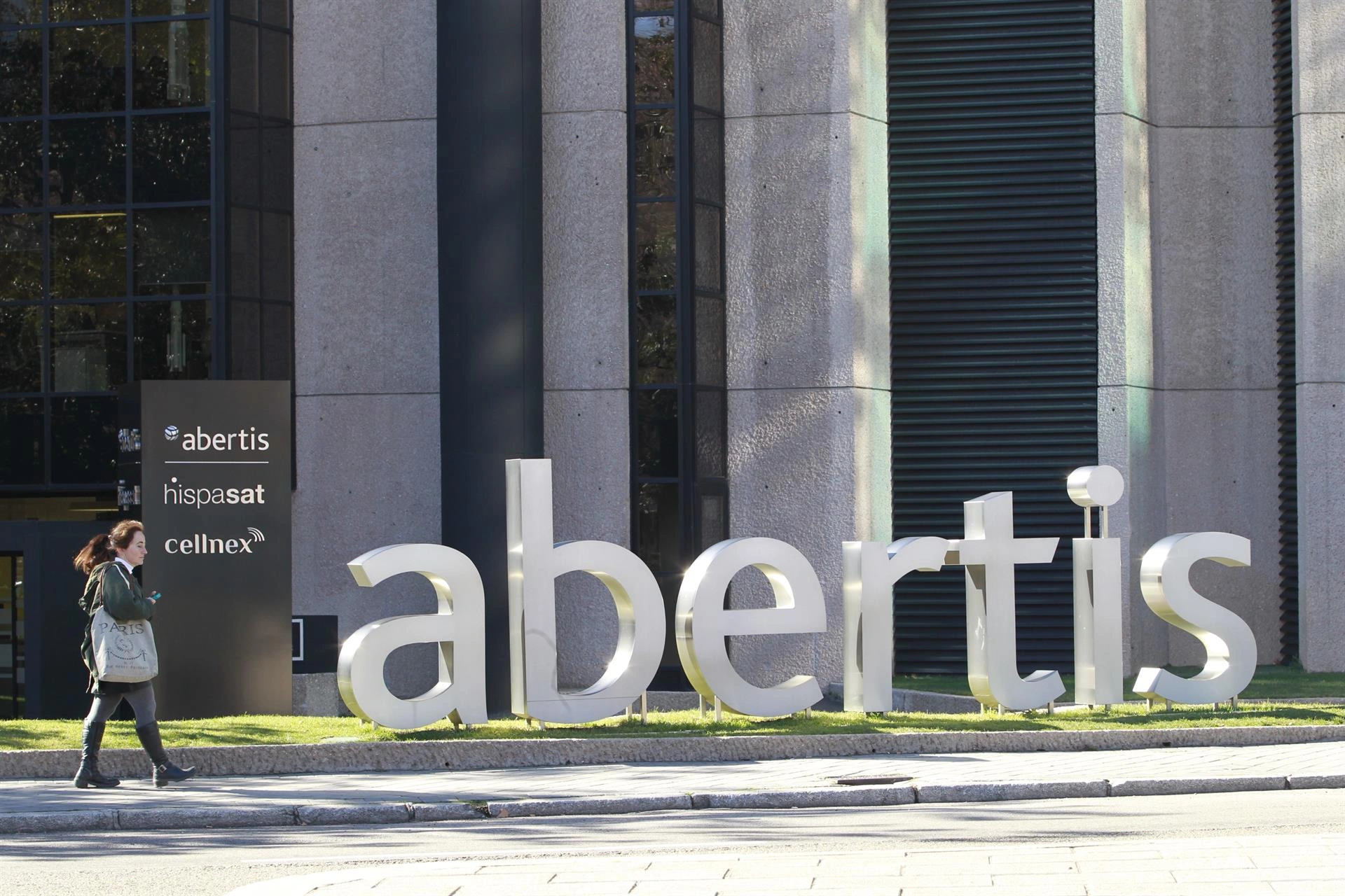 Abertis cierra con éxito una emisión de bonos por 750 millones con ...